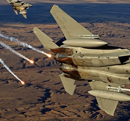 Tunner 60K Aircraft Cargo Loader/Transporter | Leonardo DRS